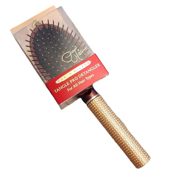 Paris Hilton | Accessories | Nwt Paris Hilton Tangle Pro Detangler For ...